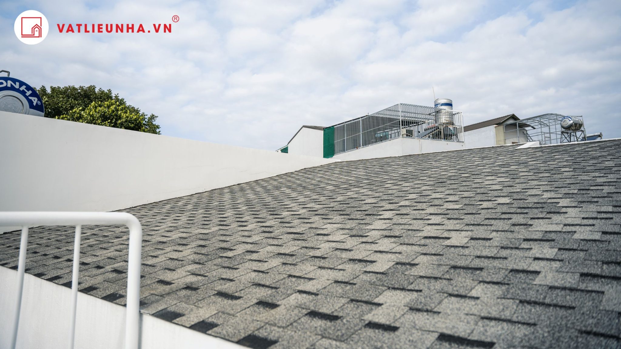 NGÓI BITUM VÀ 10 ƯU NHƯỢC ĐIỂM NÊN CÂN NHẮC KHI MUỐN SỬ DỤNG